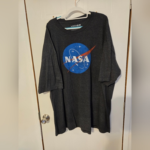 Fifth Sun | Shirts | Fifth Sun Nasa Graphic Tshirt In Dark Gray 37 ...